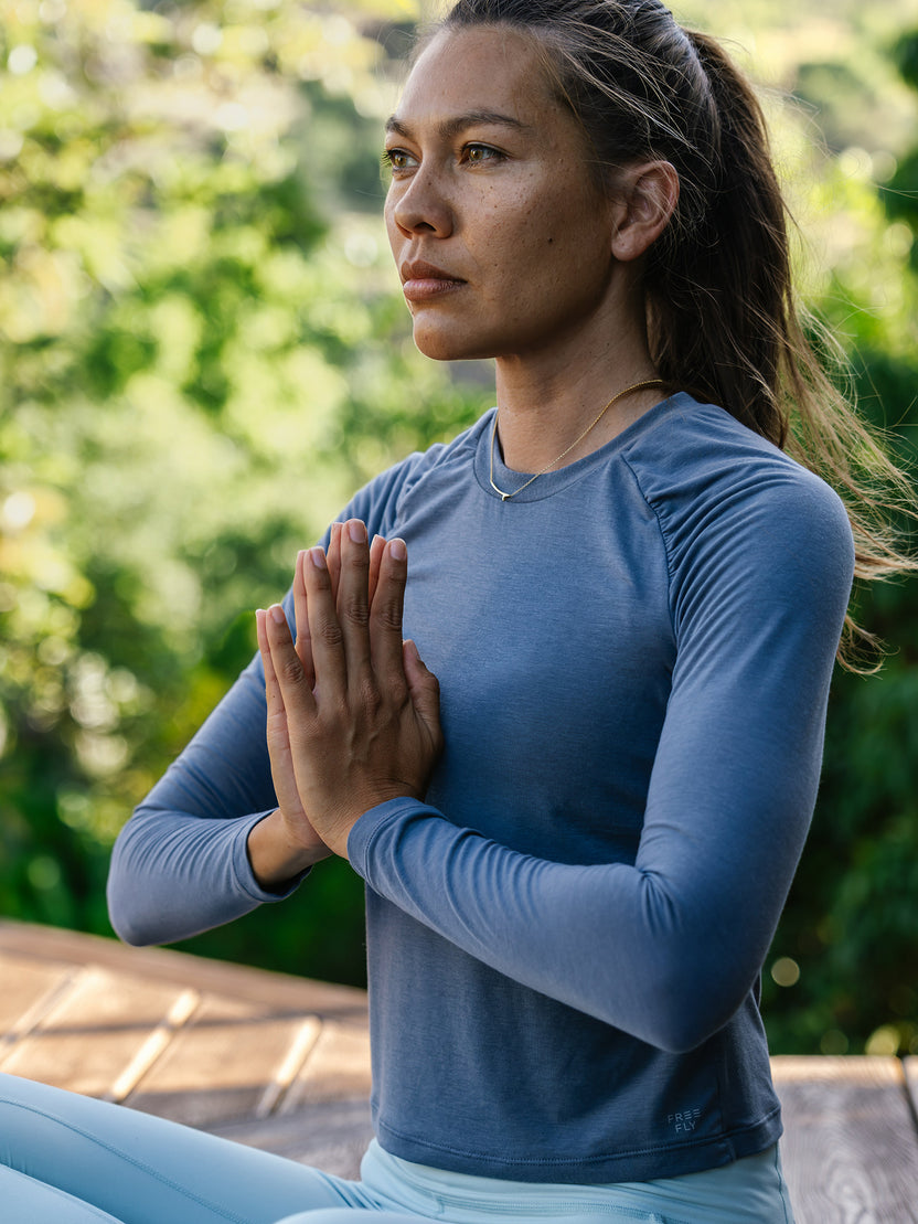 Women's Elevate Lightweight Fitted Long Sleeve - Storm Cloud – Free Fly Apparel